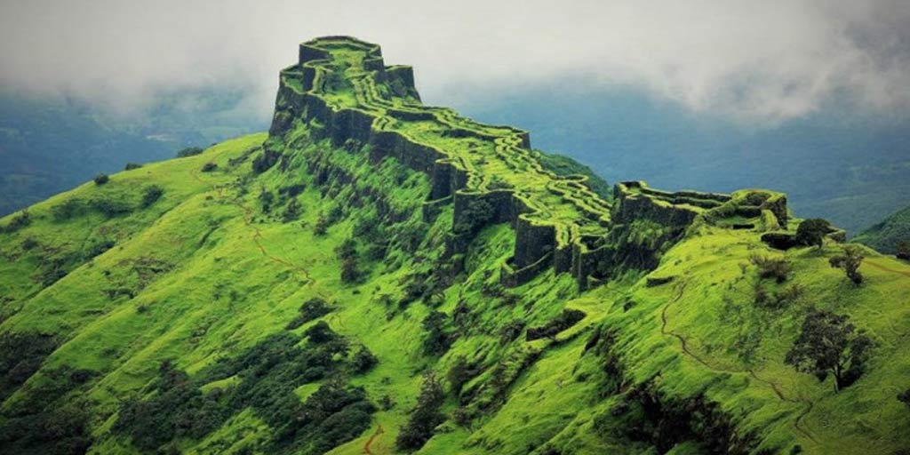 Torna Fort History In Hindi-Travel Tips: इस एक फोर्ट के बिना अधूरा है ...