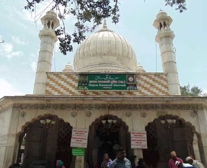 Levitating Stone Of Shivapur Cursed By A Sufi Saint Is A Unique Mystery Levitating Stone Of Shivapur Cursed By A Sufi Saint Is A Unique Mystery