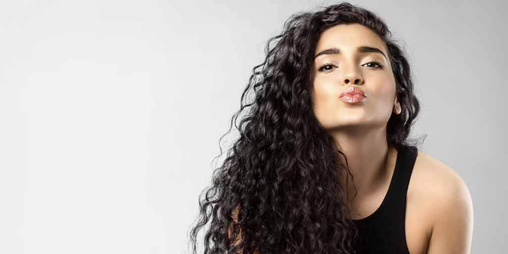 Know About Squish to Condish Curly Hair Technique | know about squish ...