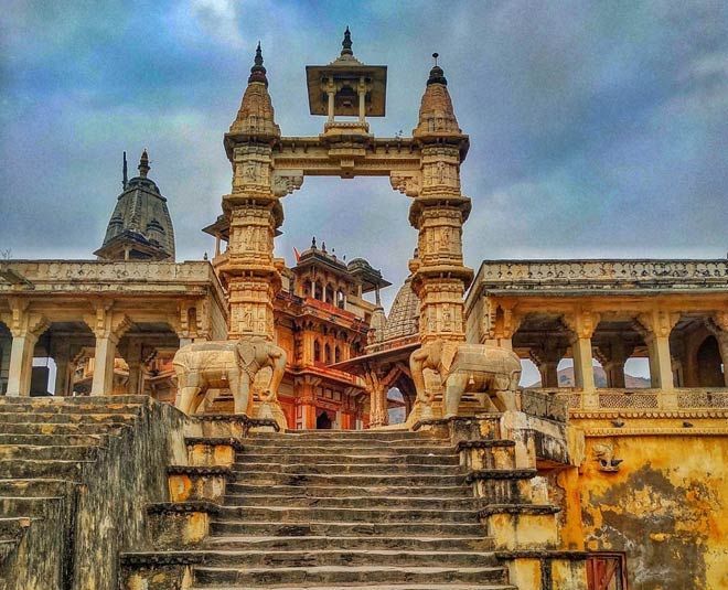 जयपुर में बेहद फेमस है यह टेम्पल्स, आप भी देखें जरूर | know some famous ...