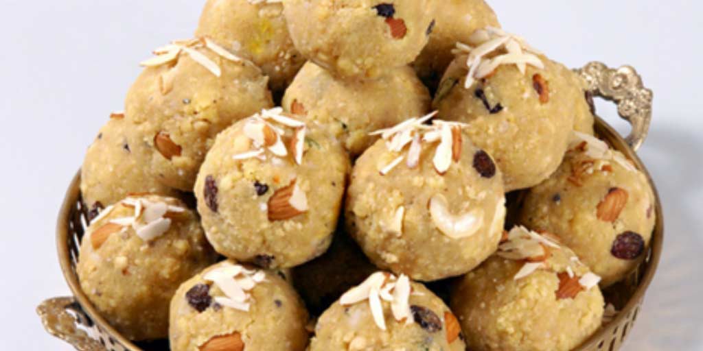 How to Make Perfect Gond Laddu in Hindi-टूट जाते हैं गोंद के लड्डू? तो ...