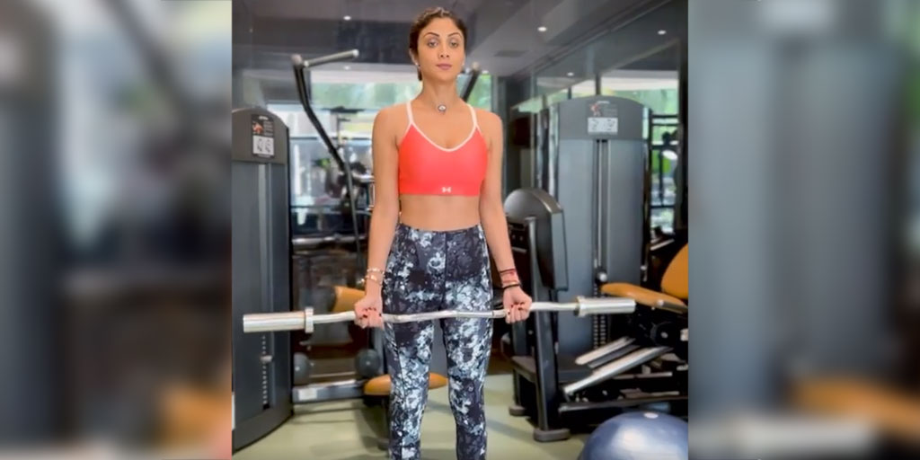 Shilpa Shetty Dead Curl Exercise Benefits in Hindi | shilpa shetty dead ...