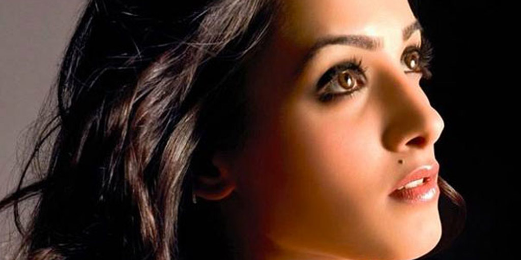 Moles On Face? Know What It Means-Moles On Face? Know What It Means