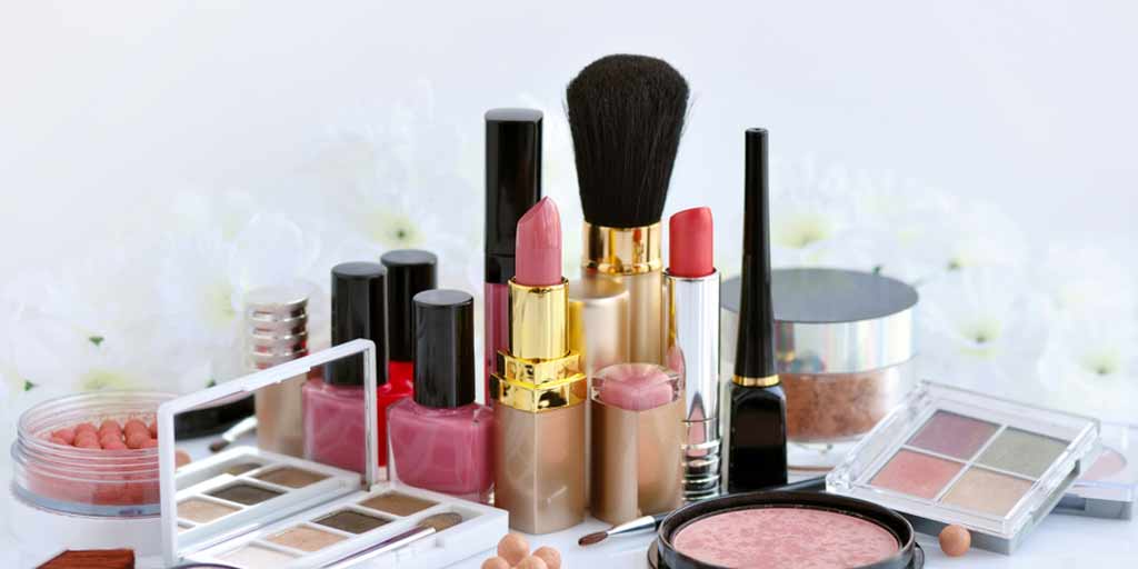 Hacks to Use Cosmetics Till Last Drop | hacks to use cosmetics till ...