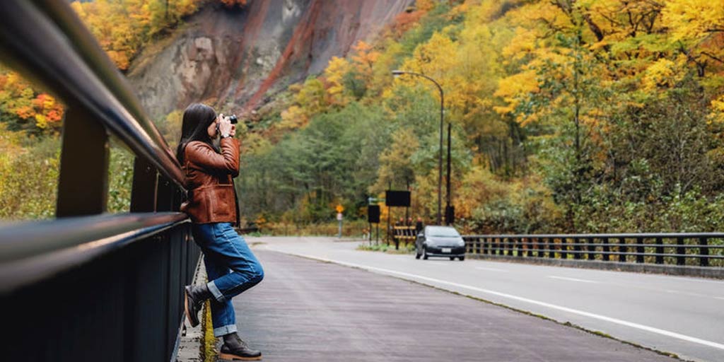 Tips and Safety Tricks for Planning a Fall Solo Trip-Tips and Safety ...