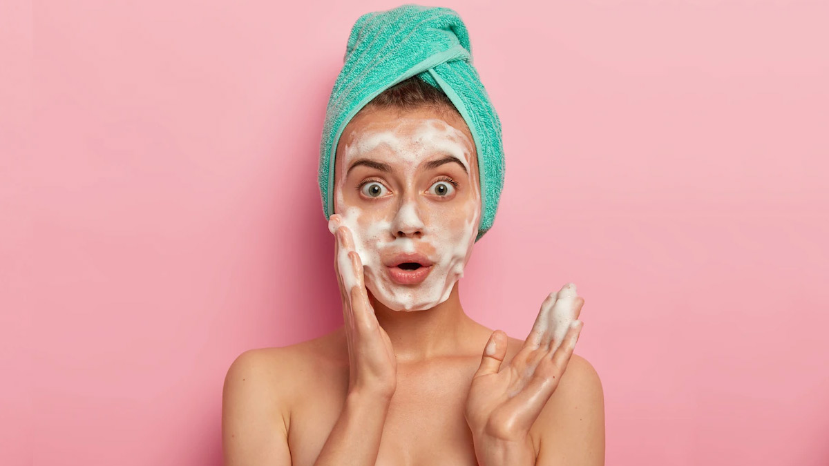 Skin Care Tips त्वचा की देखभाल कैसे करें Skin Care Ke Liye Products