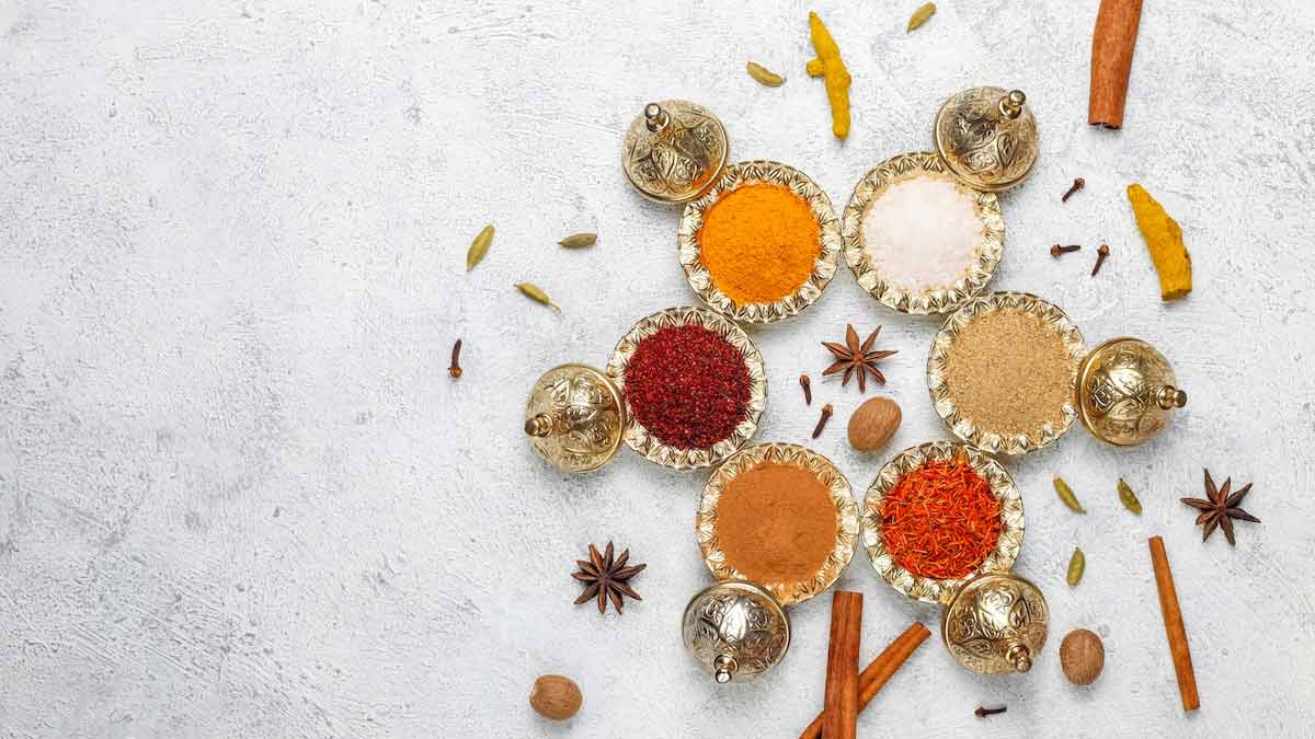 Homemade Kolhapuri Masala|कोल्हापुरी मसाला कैसे बनाएं| Kolhapuri Banane ...