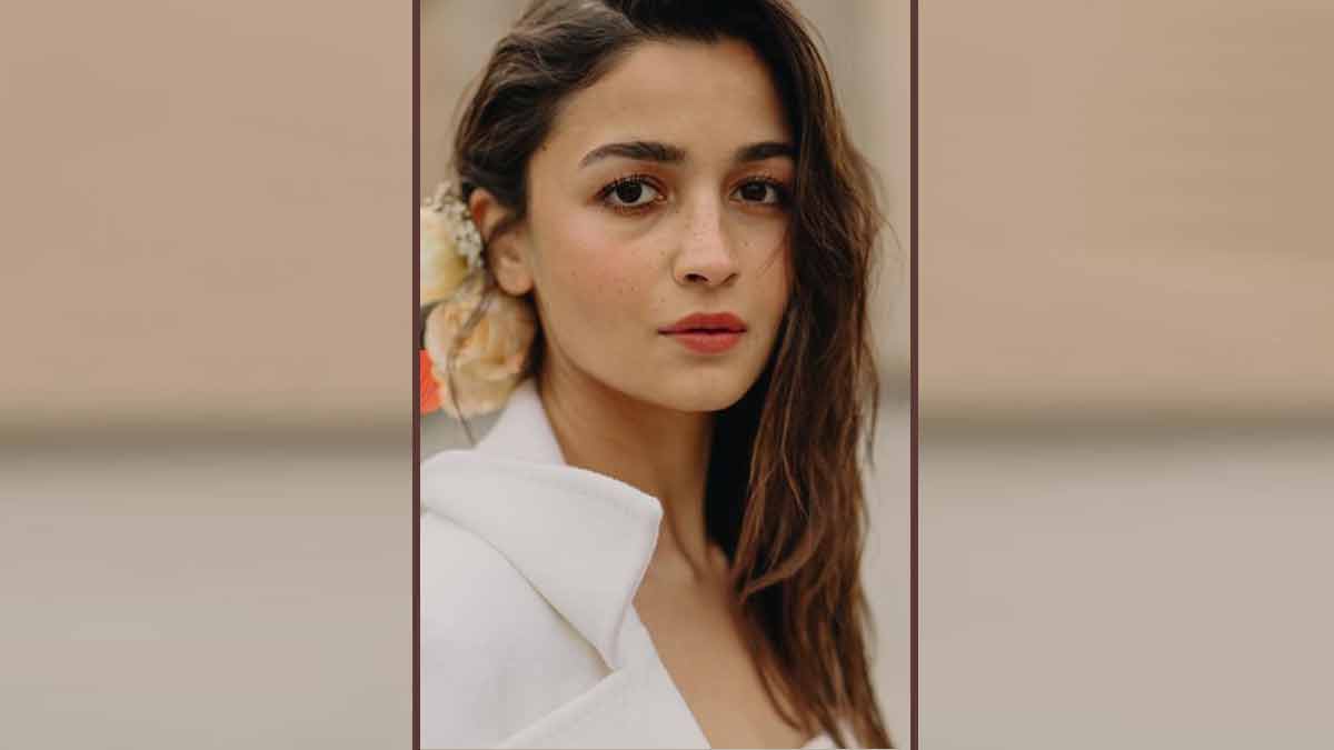 Natural Looking Freckles | Freckles Makeup | Makeup Hacks-How To Create ...