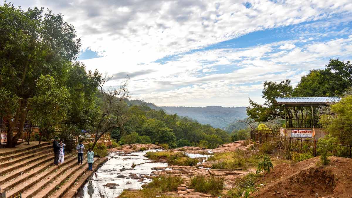 Best Places To Visit In Madhya Pradesh| मानसून में घूमने की जगह ...