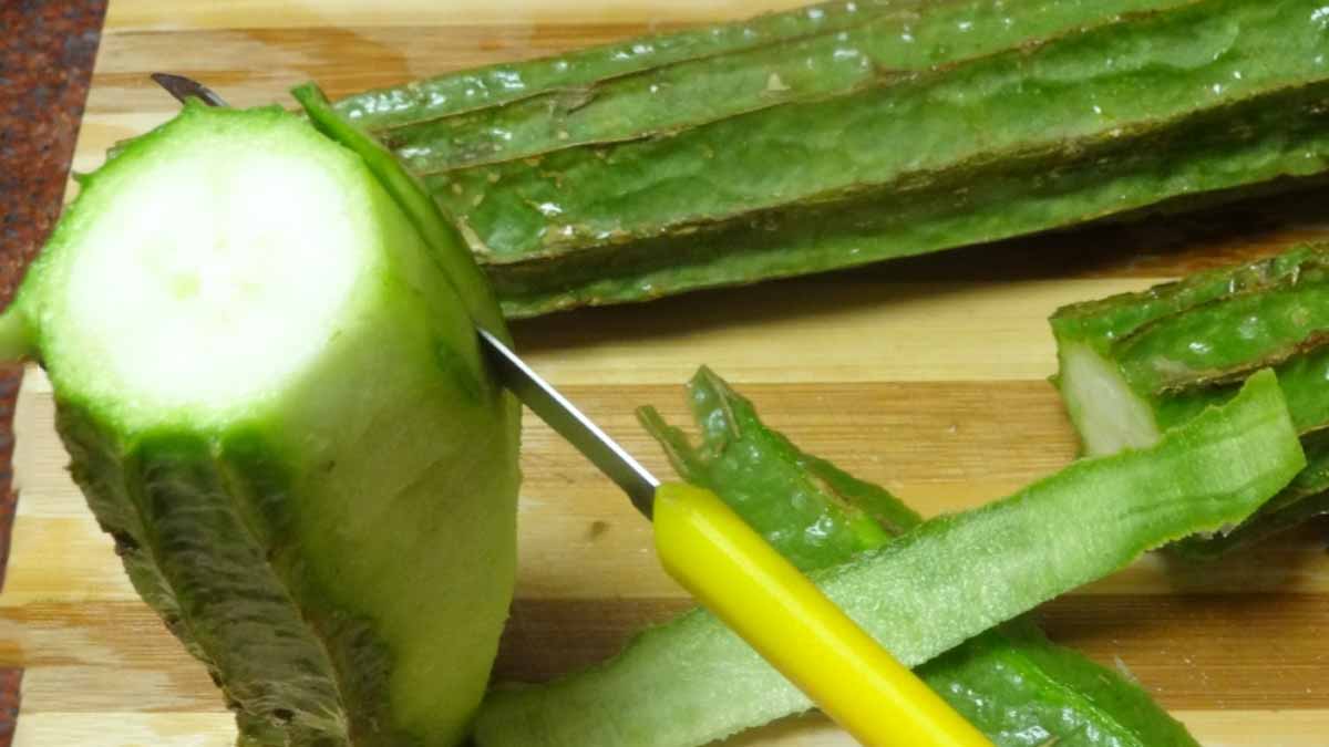 Turai Peel Uses|तोरई के छिलकों की सब्जी|Turai ki Chilke-तोरई के छिलके ...