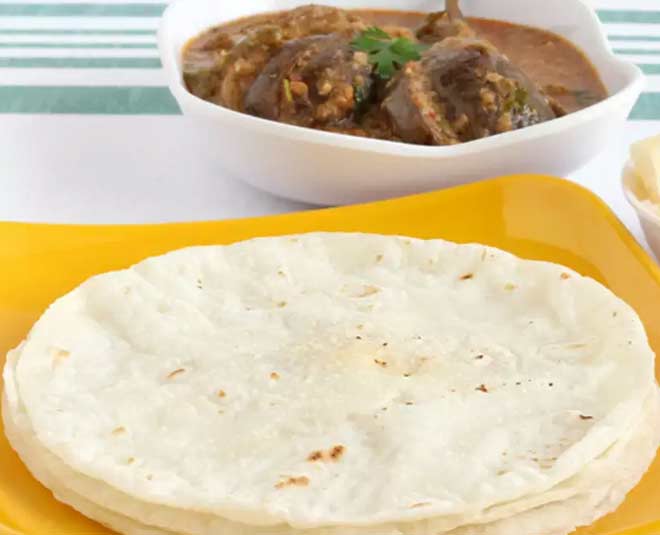 Easy Recipe of Chawal Ki Roti-घर पर झटपट बनाएं चावल की फूली-फूली रोटी