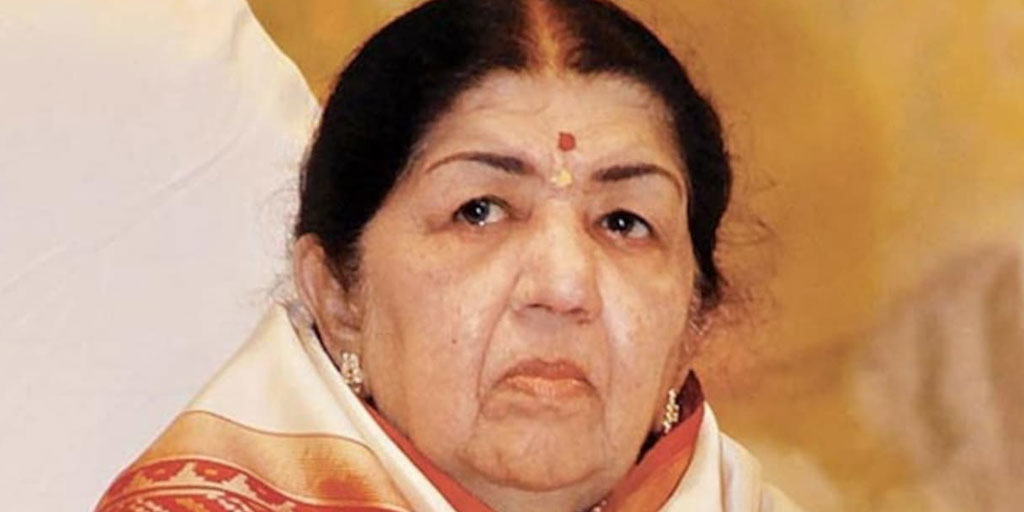 Know Why Legendary Singer Lata Mangeshkar Never Listened Her Iconic ...