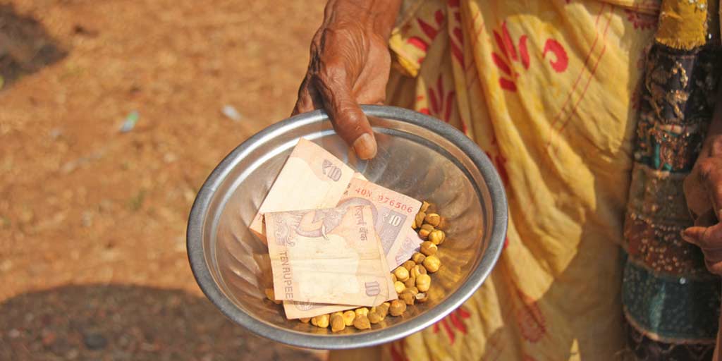 12 Types of Daan and Donation On Makar Sankranti Festival