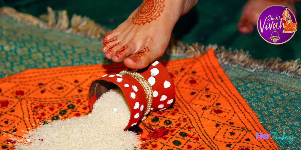 Significance Of The Rice Ritual During Bride Griha Pravesh Ceremony ...