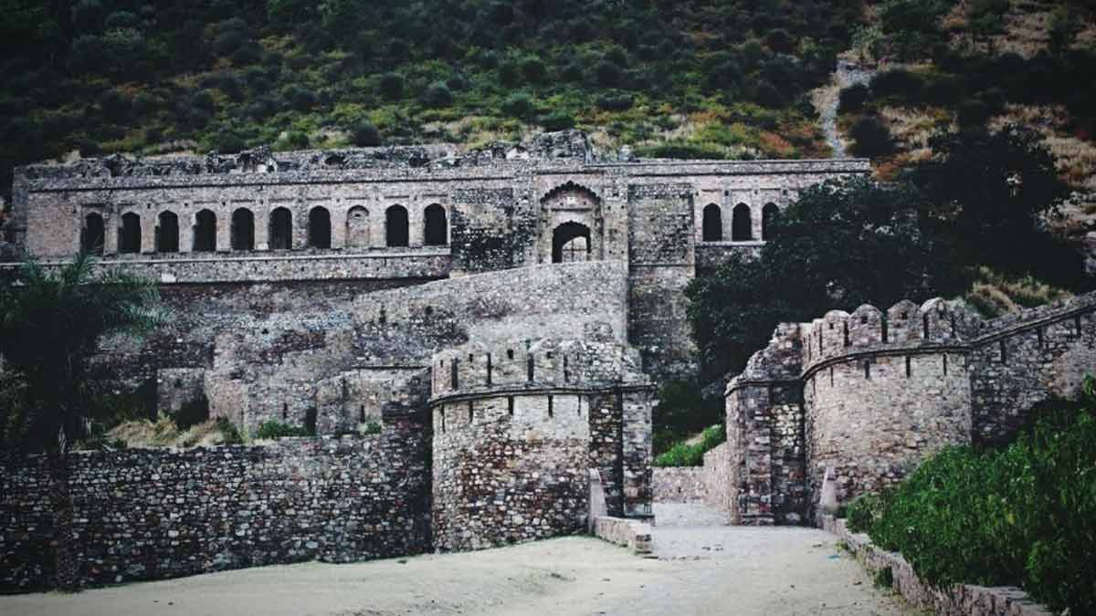 Bhangarh Fort| भानगढ़ का इतिहास क्या है| Bhangarh Fort Ka Rahasya ...