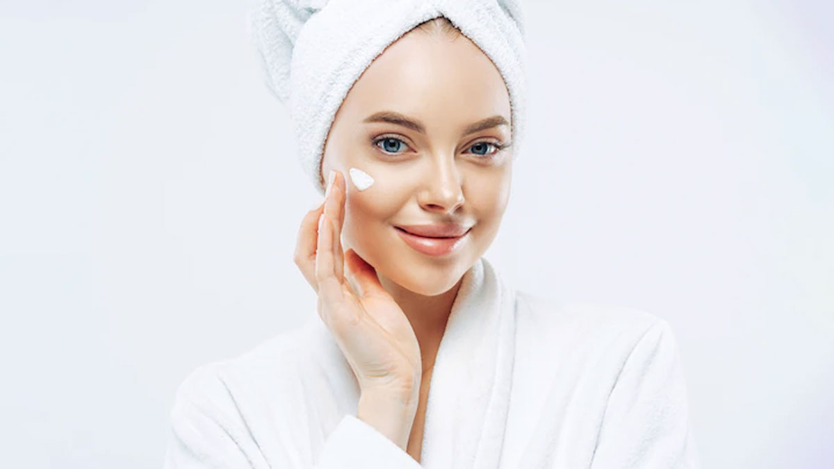 5 Night Moisturisers For Oily Skin That'll Give You Radiant Skin In The ...