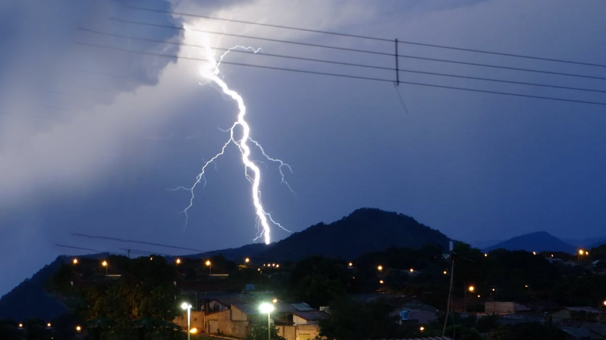 What is Cloud burst|बादल क्यों फटते हैं| Amarnath Cloud burst News ...