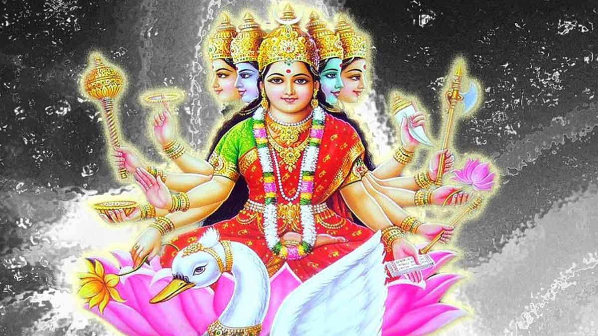Significance Of Gayatri Jayanti | Gayatri Jayanti 2022 | गायत्री जयंती ...