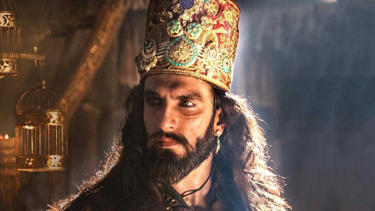 These Bollywood Films Villain Overshadowed The Hero| इन फिल्मों में ...