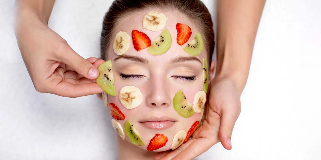 Know The Right Way Of Doing Cold Facial According By Expert In Hindi ...