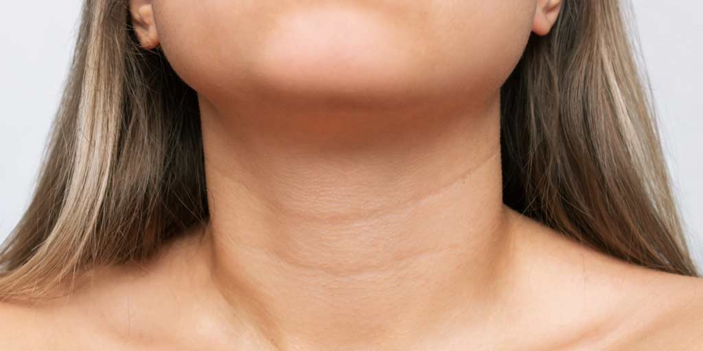 Has Your Neck Started To Show Aging Signs? Avoid These Beauty Mistakes ...