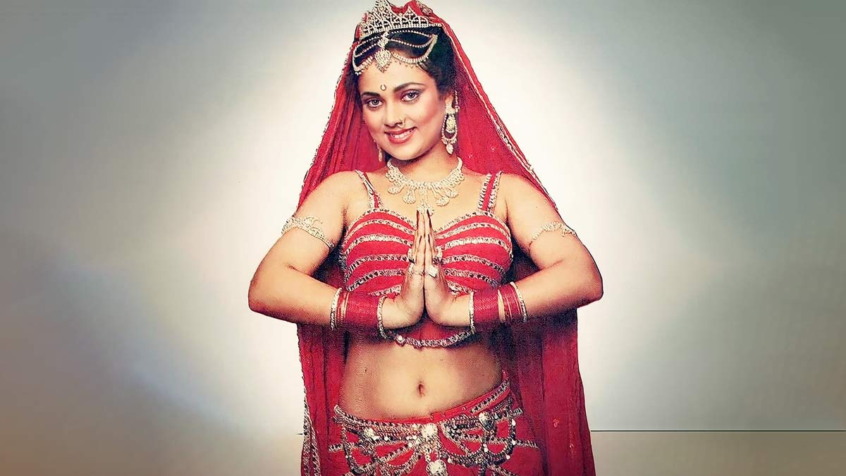 Who Is Mandakini| मंदाकिनी का करियर कैसे हुआ खराब| Mandakini Ne Bollywood Kyu Chora | why ...