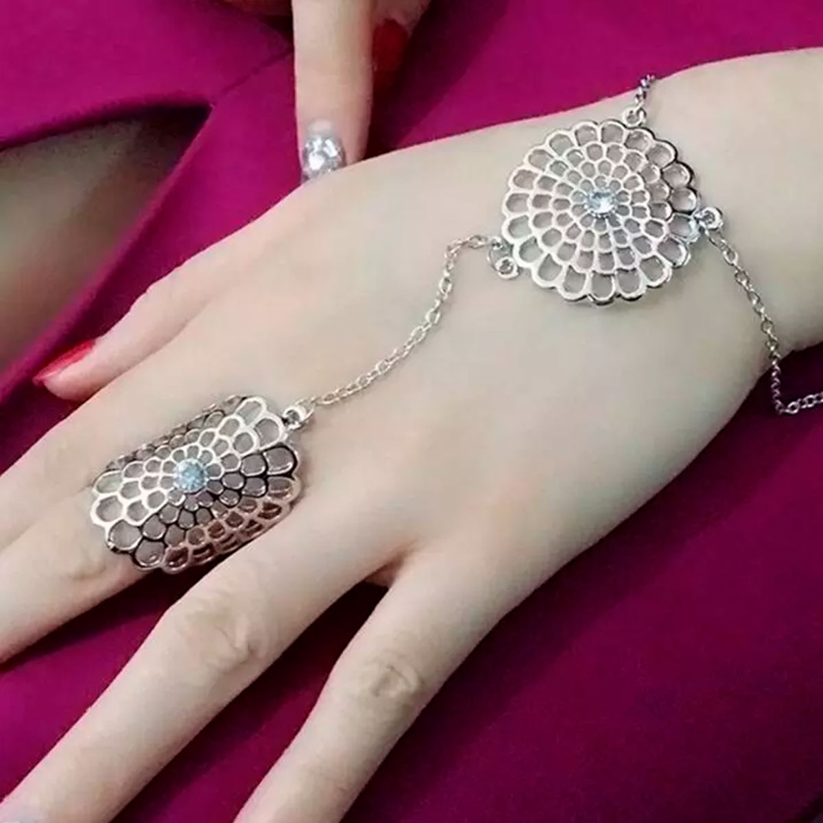 हाथों की शान बढ़ाएंगे हाथफूल के ये डिजाइंस, कैरी करना भी होगा आसान | light weight hathphool ...