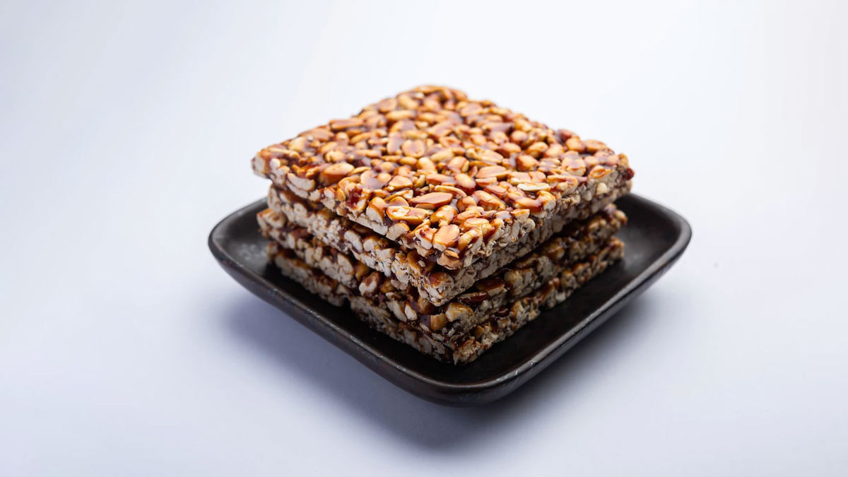 Gud Ki Chikki| गुड़ की चिक्की बनाने के टिप्स| Jaggery Ki Chikki Banane ...