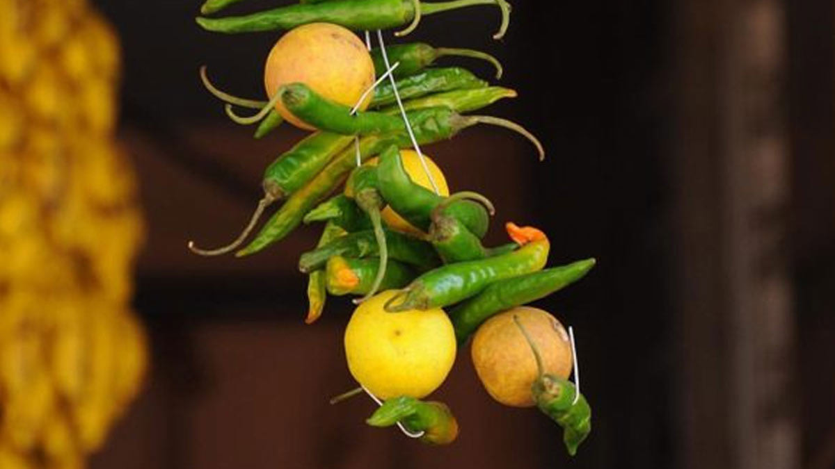 टोटके पर पैर ना रखें। Tone Totke Ke Lakshan। Astro Tips For Everything ...