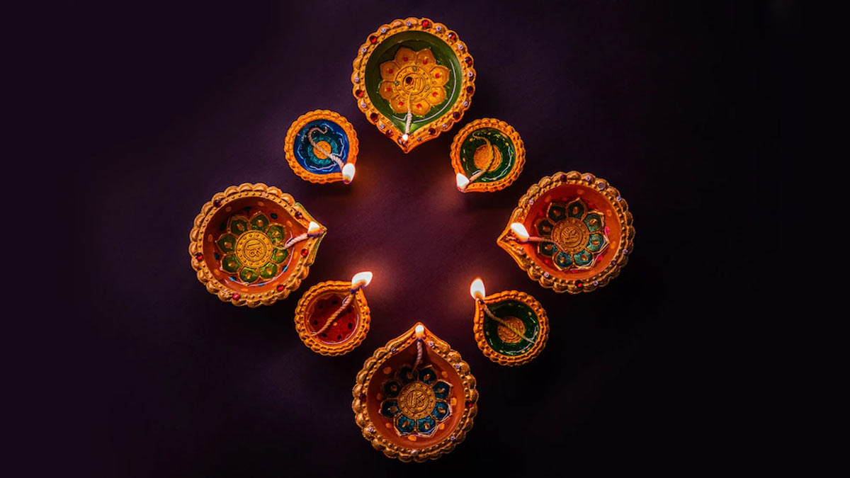 दिवाली उत्सव में कितने दीये जलाने होते हैं शुभ, जानें इनका महत्व | how ...