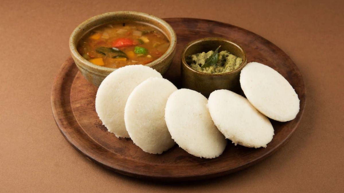 Here Is Why You Should Start Eating Idli Sambar | HerZindagi