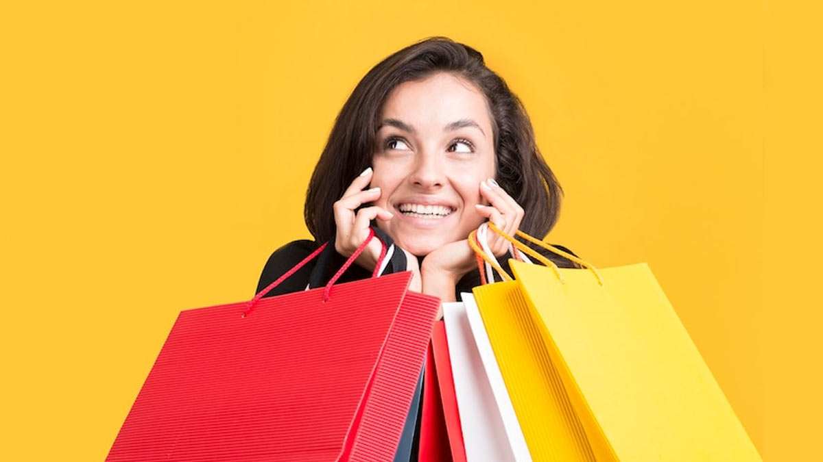 Buying Shopping Disorder: 4 Signs That Show You're A Shopaholic ...