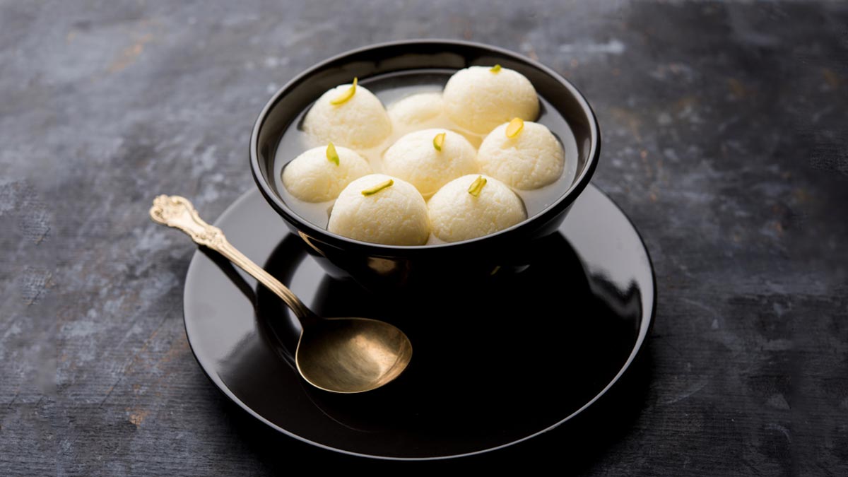 Perfect Rasgulla Recipe|कैसे बनाएं स्पंजी रसगुल्ला|Festivals Mai Ghar ...