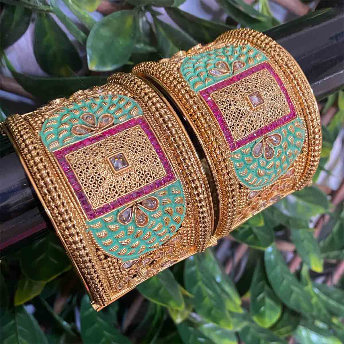 Diwali 2022|ट्रेडिशनल ऑउटफिट के लिए|Diwali K Liye Kangan Designs ...