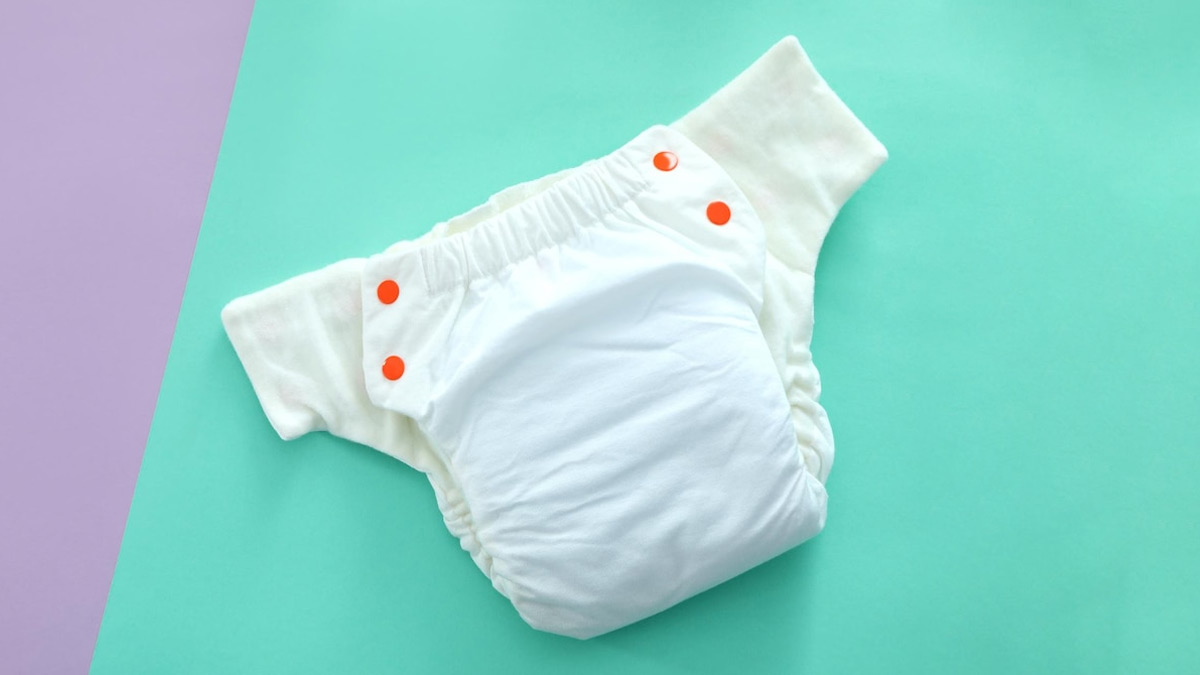 How To Use Diapers In Garden| बेबी डायपर से जुड़े यह गार्डनिंग हैक्स ...