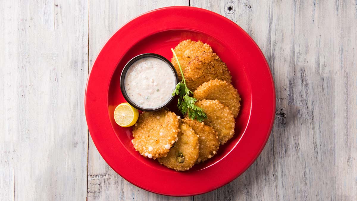 Vadas | Vadas From Different Regions of India | Must Try Vadas | HerZindagi