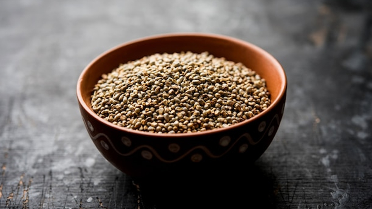 इस आटे की रोटी से कम होगा वजन, जानें आहार में शामिल करने का तरीका | how to eat bajra for weight ...