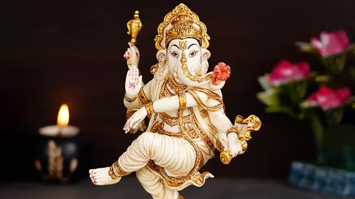 Amazing Video of Ganpati Bappa। गणेश भगवान के वायरल वीडियोज। Ganesh ...