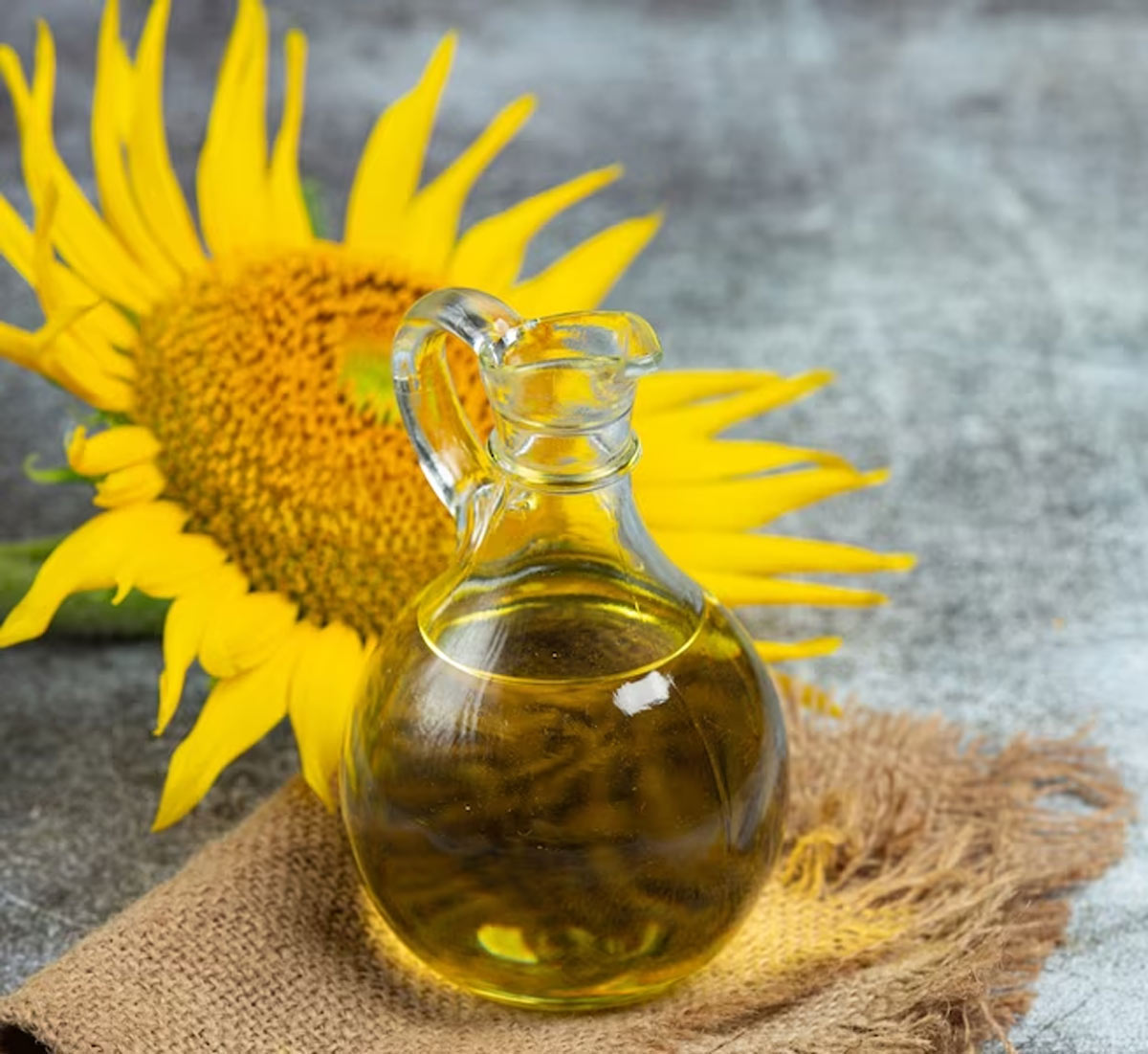 जानिए क्या होते हैं ड्राय ऑयल जो रखते हैं आपकी ब्यूटी का ख्याल | how to ...