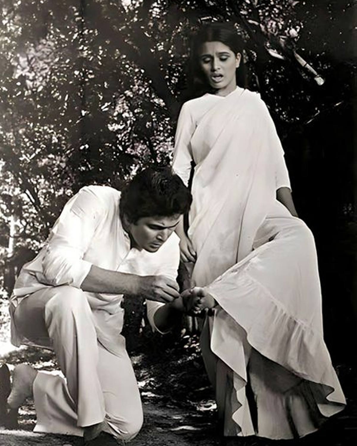 जानिए क्यों पद्मिनी कोल्हापुरे ने ऋषि कपूर को जड़ दिए थे 8 थप्पड़ | know why padmini kolhapure ...