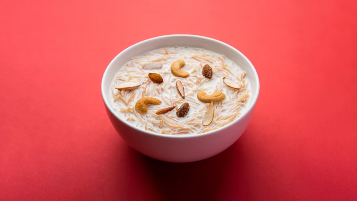 Eid Special: सिर्फ 10 मिनट में तैयार करें मीठी फेनी, नोट करें रेसिपी ...