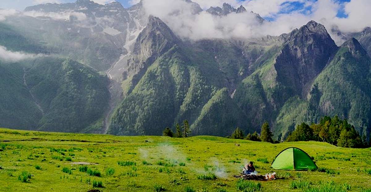 15 अगस्त को इन शानदार जगहों पर घूमने पहुंचें, नहीं होती यहां भीड़-भाड़ ...