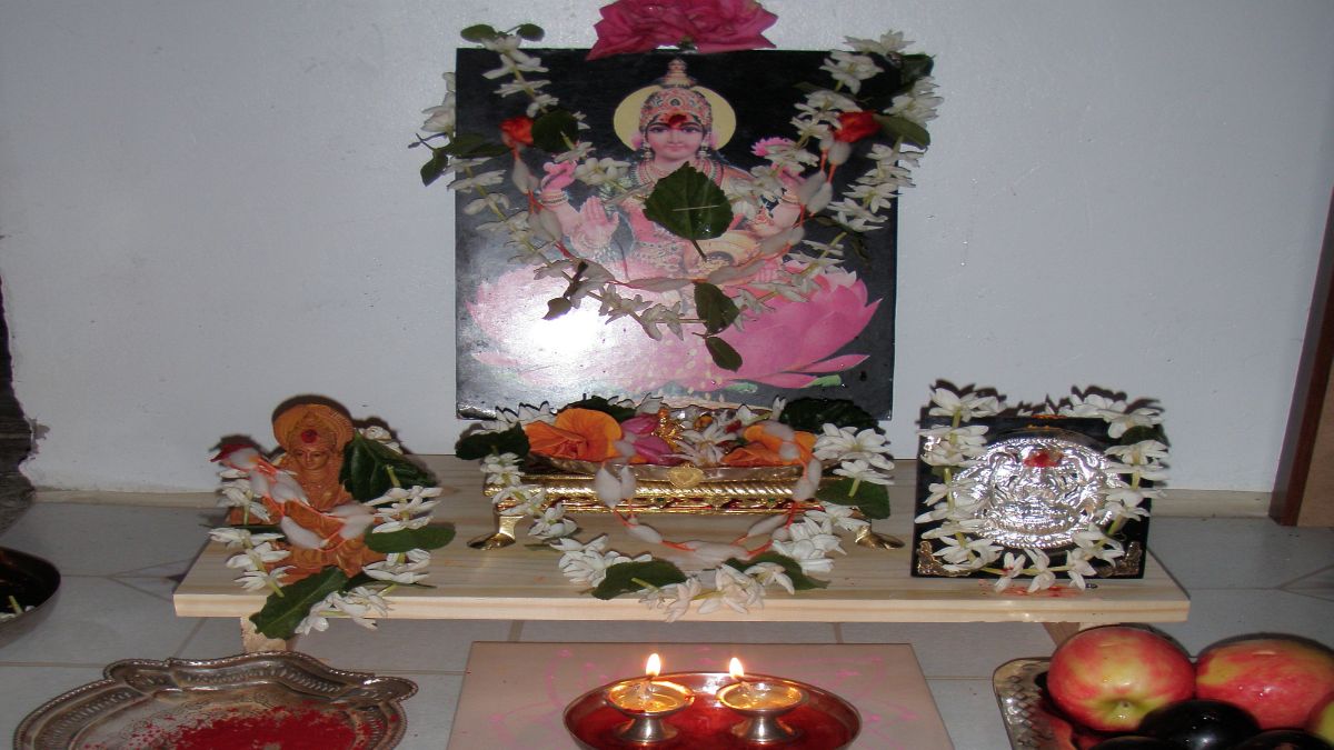 Adhik Maas Purnima 2023 Shubh Muhuart And Puja Vidhi: आज है अधिक मास की ... Adhik Maas Purnima 2023 Shubh Muhuart And Puja Vidhi: आज है अधिक मास की ...