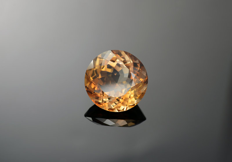 Topaz: 4 Sun Signs Should Wear This Gemstone For Prosperity And Luck