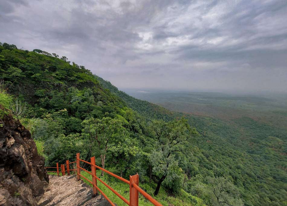 छिंदवाड़ा के करीब इन खूबसूरत जगहों को भी करें एक्सप्लोर | places to see ...