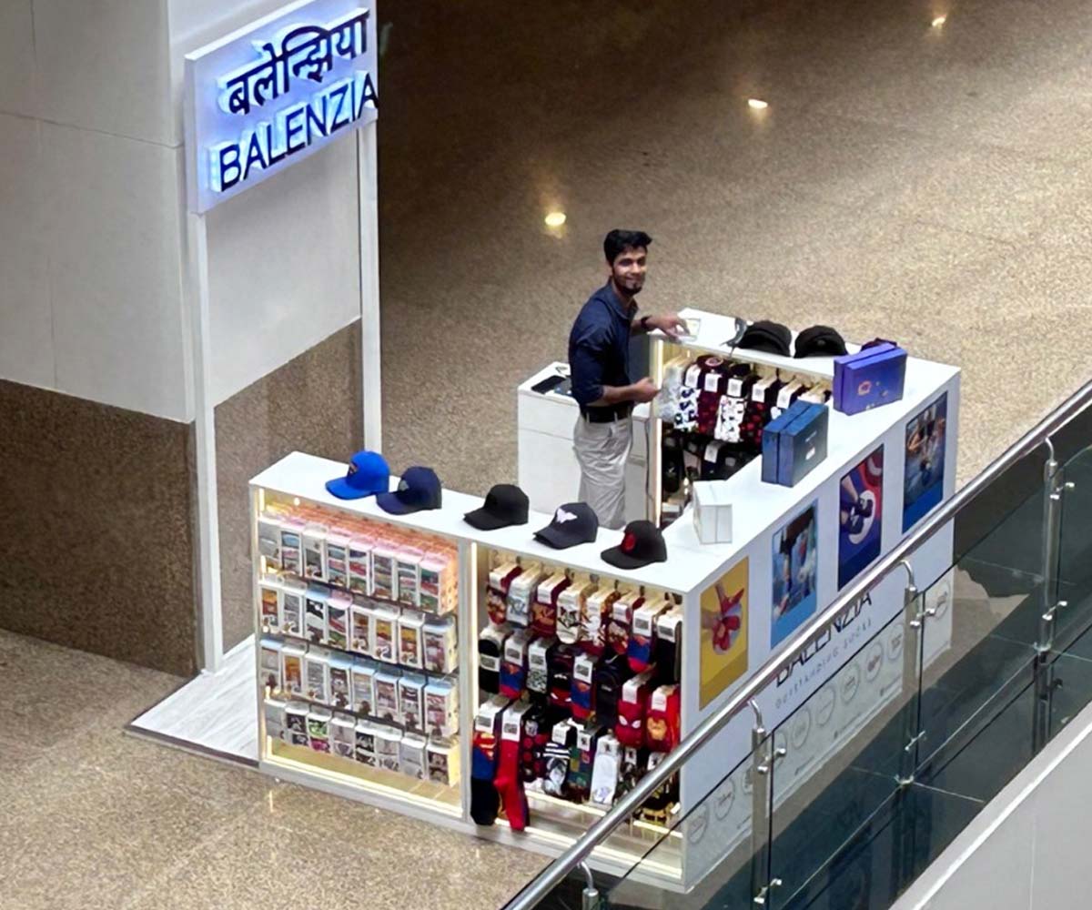 सॉक्स ब्रांड बलेंजिया ने मुंबई के इन्फिनिटी मॉल में खोला पहला ...