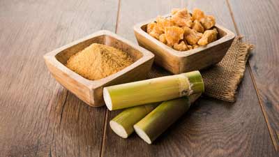 Make Jaggery Chikki At Home, Consume For These Health Benefits | HerZindagi