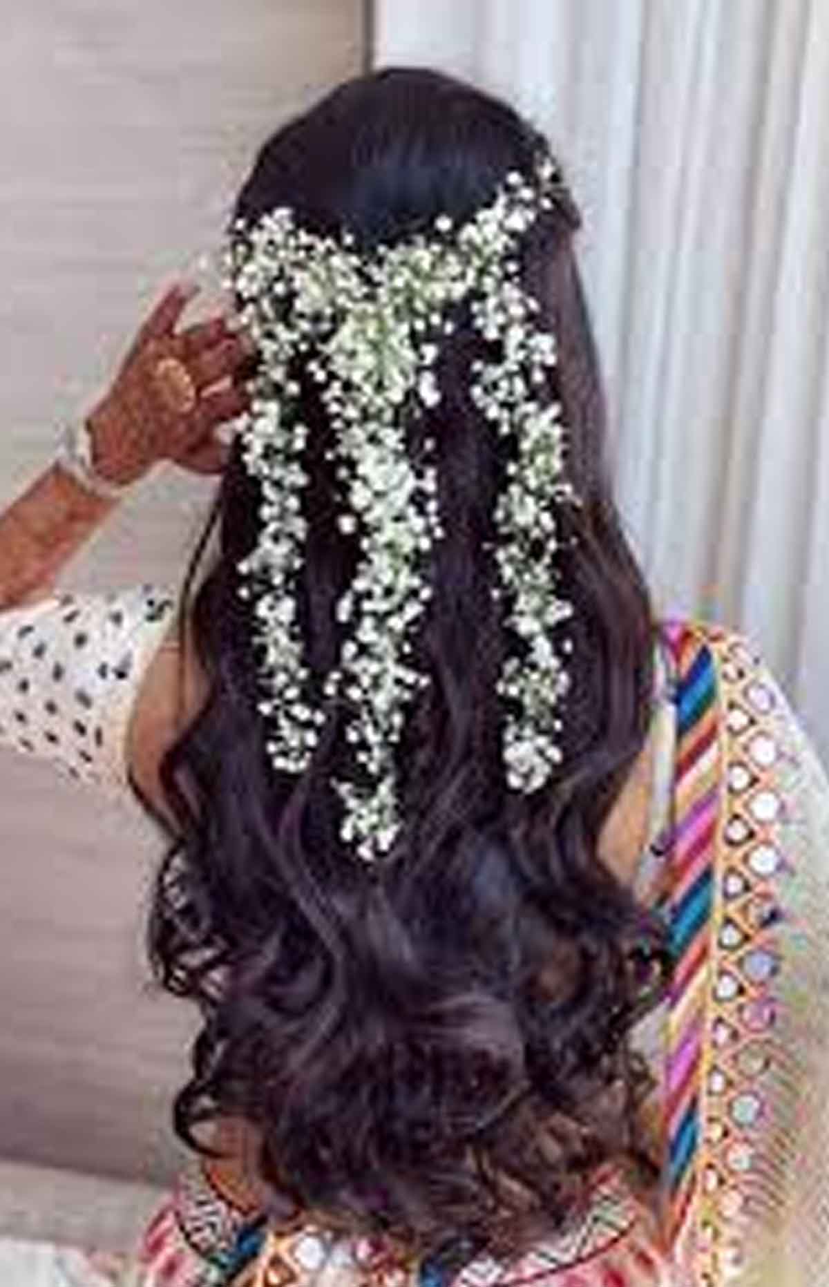 लंबे बालों में इन 8 तरीकों से लगाएं गजरा और पाएं बेहतरीन लुक | gajra style for long hair ...