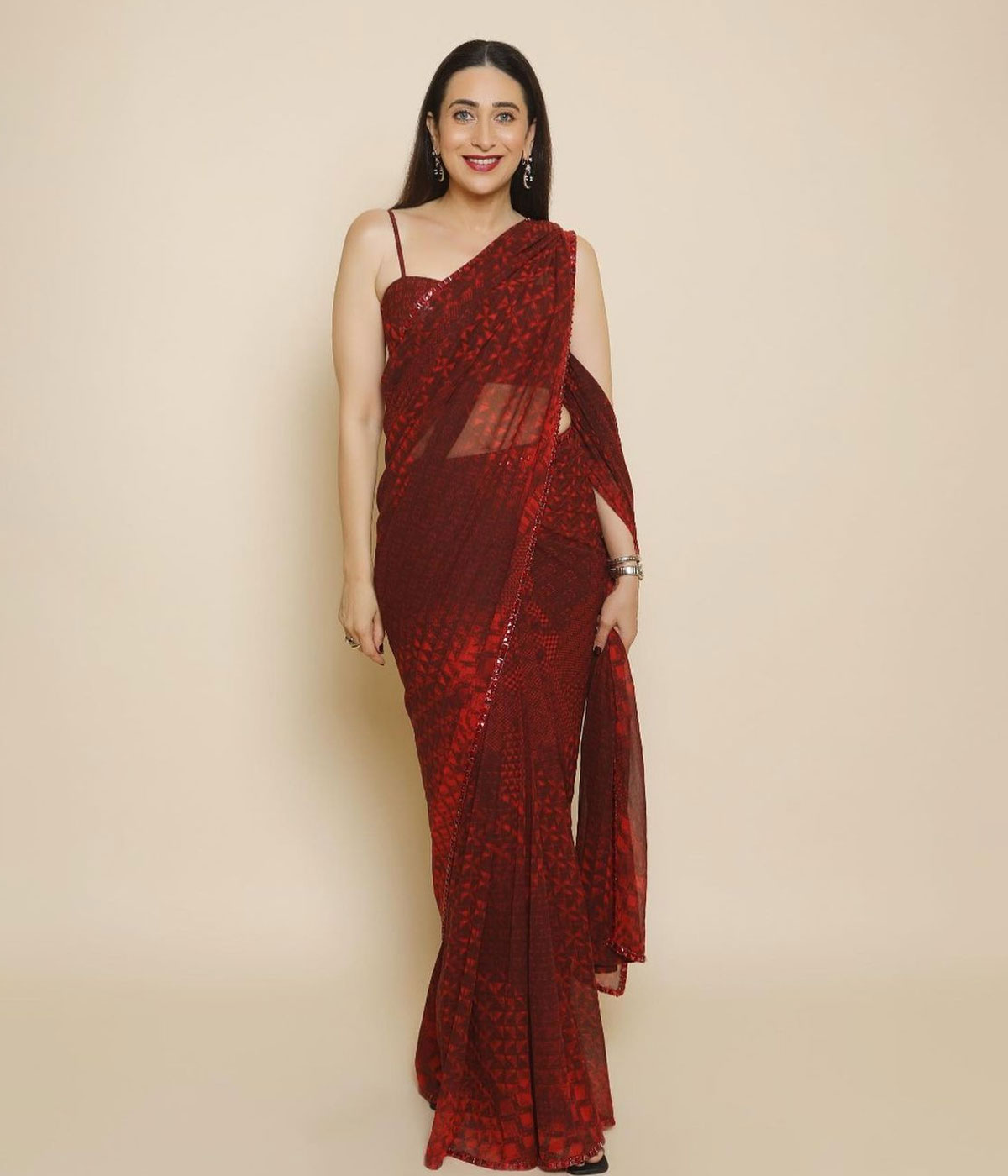 Red Saree Designs| लोहड़ी के लिए साड़ी डिजाइन| Saree Styling Tips | red ...