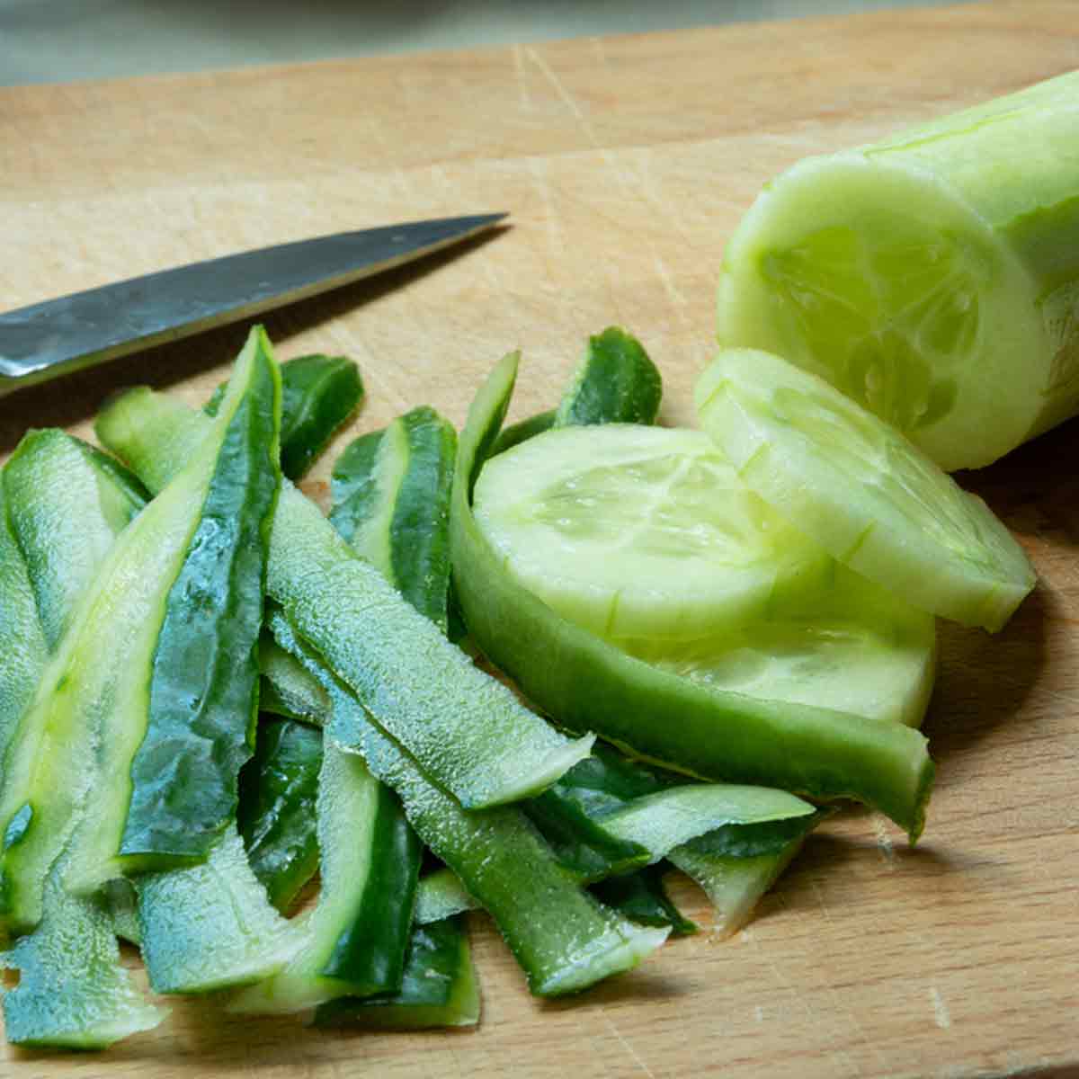 खीरे के छिलके को फेंकने के बजाए बनाएं ये लाजवाब डिश | easy cucumber ...